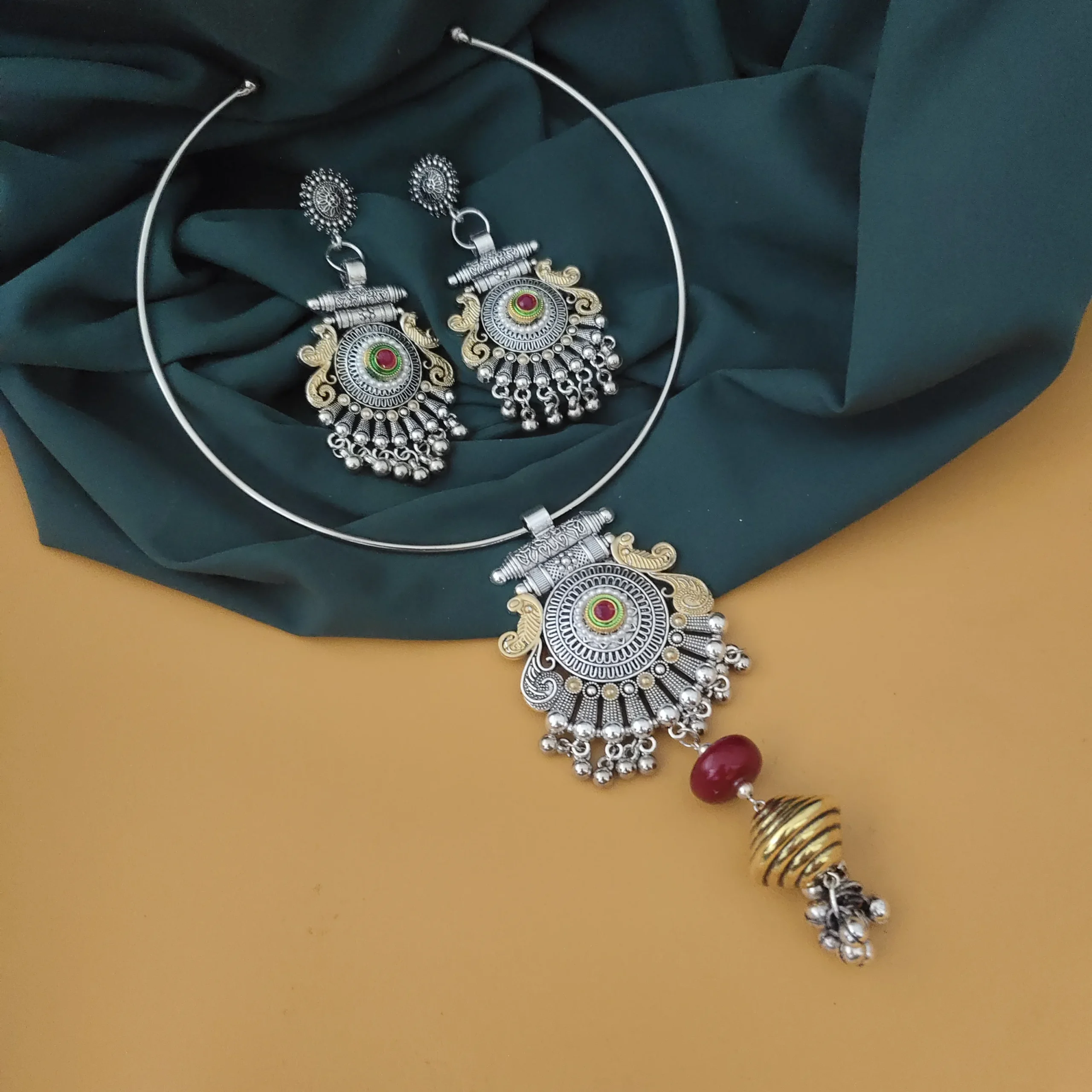 Stylish Oxidised Hasli Set For Women - Glamaya