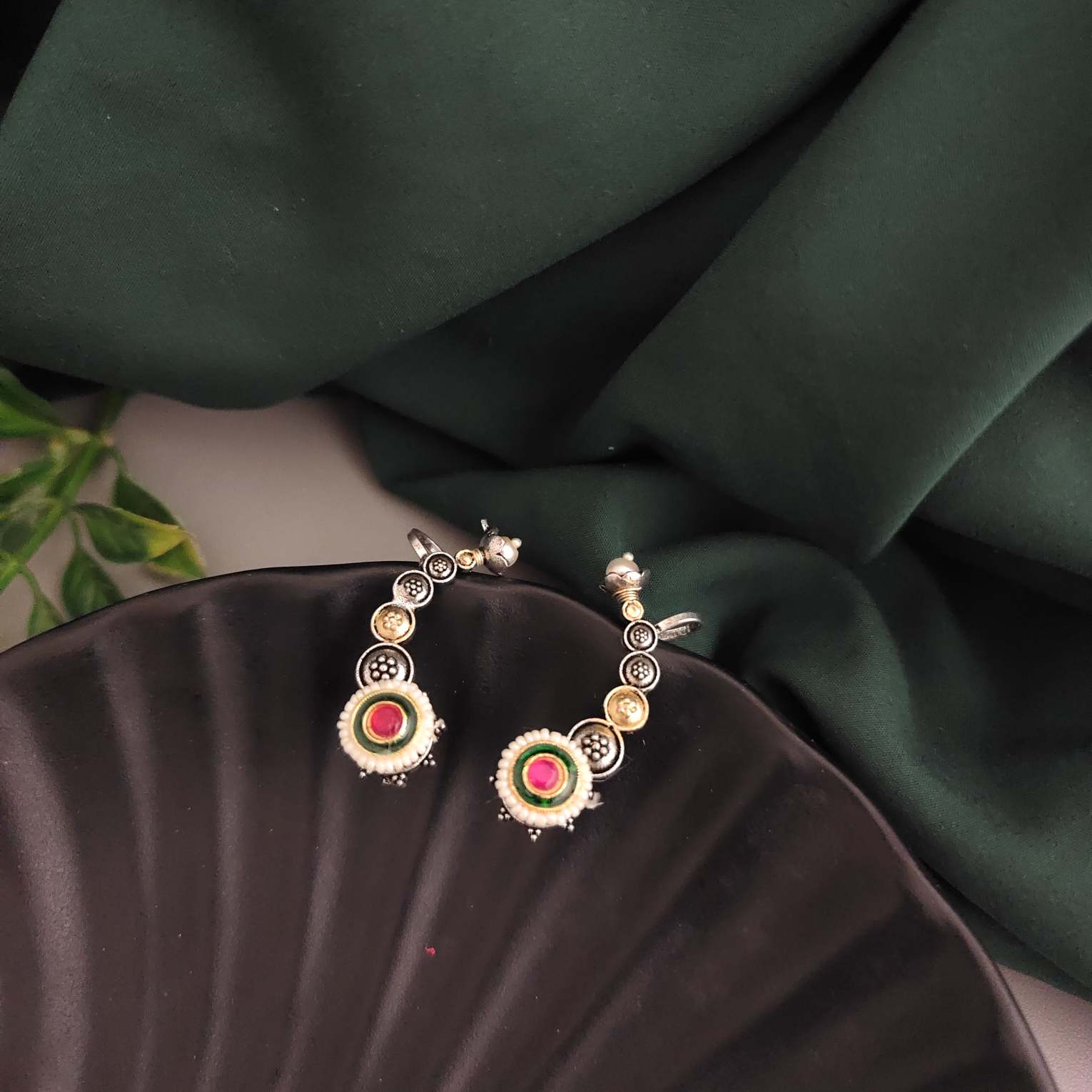 AARIA Oxidised Earcuff Earrings - Glamaya